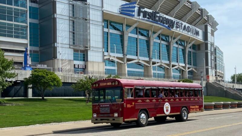 Funny Bus Comedy City Tours - Charlotte, NC - Cleveland, OH